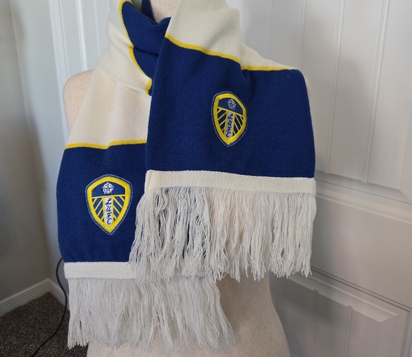 Leeds United | Accessories | Official Leeds United Soccer Scarf | Poshmark